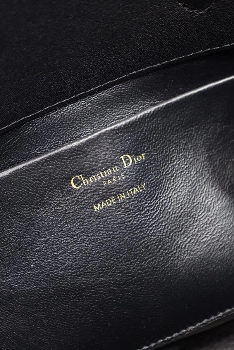 Reasonably priced Christian Dior Shopping Bags