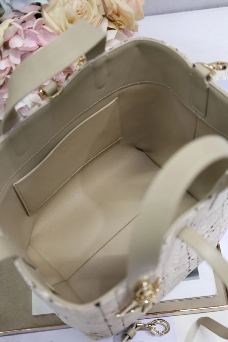 Reasonably priced Christian Dior Shopping Bags
