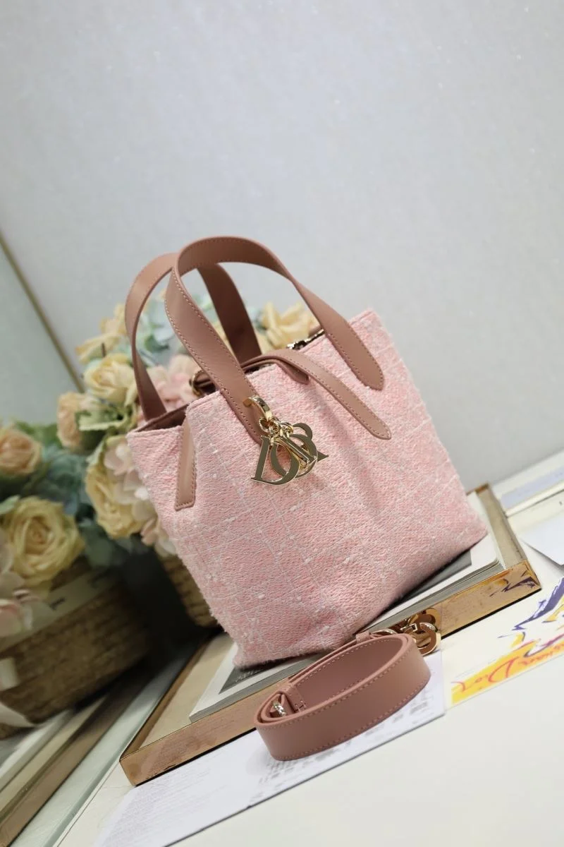 Reasonably priced Christian Dior Shopping Bags