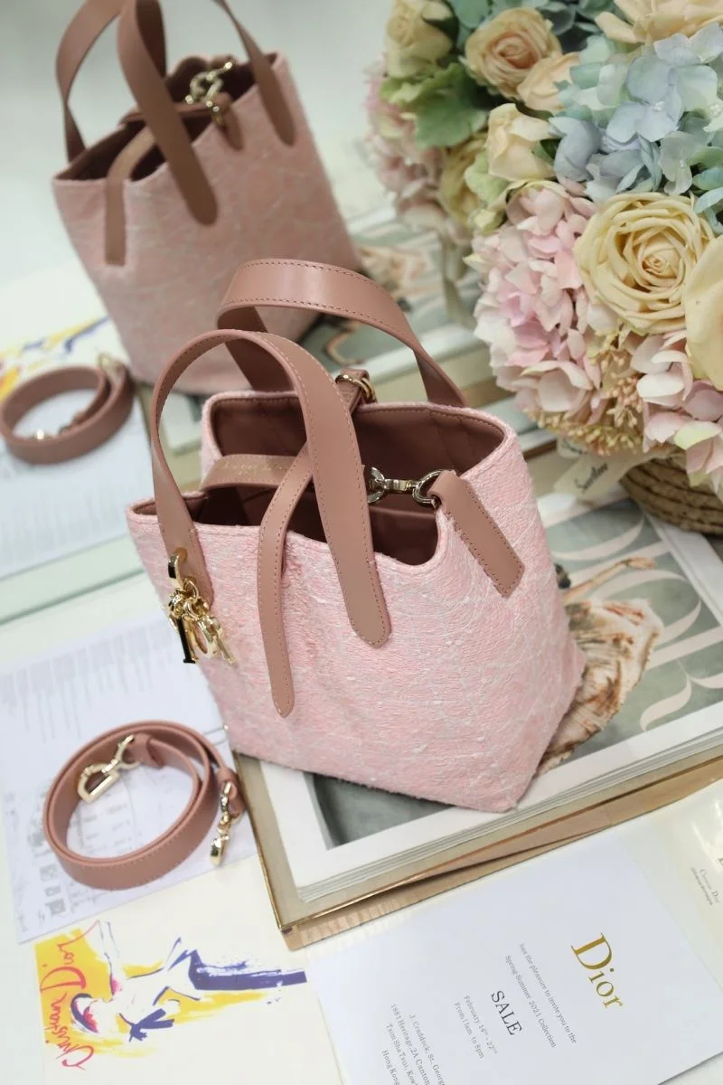 Reasonably priced Christian Dior Shopping Bags
