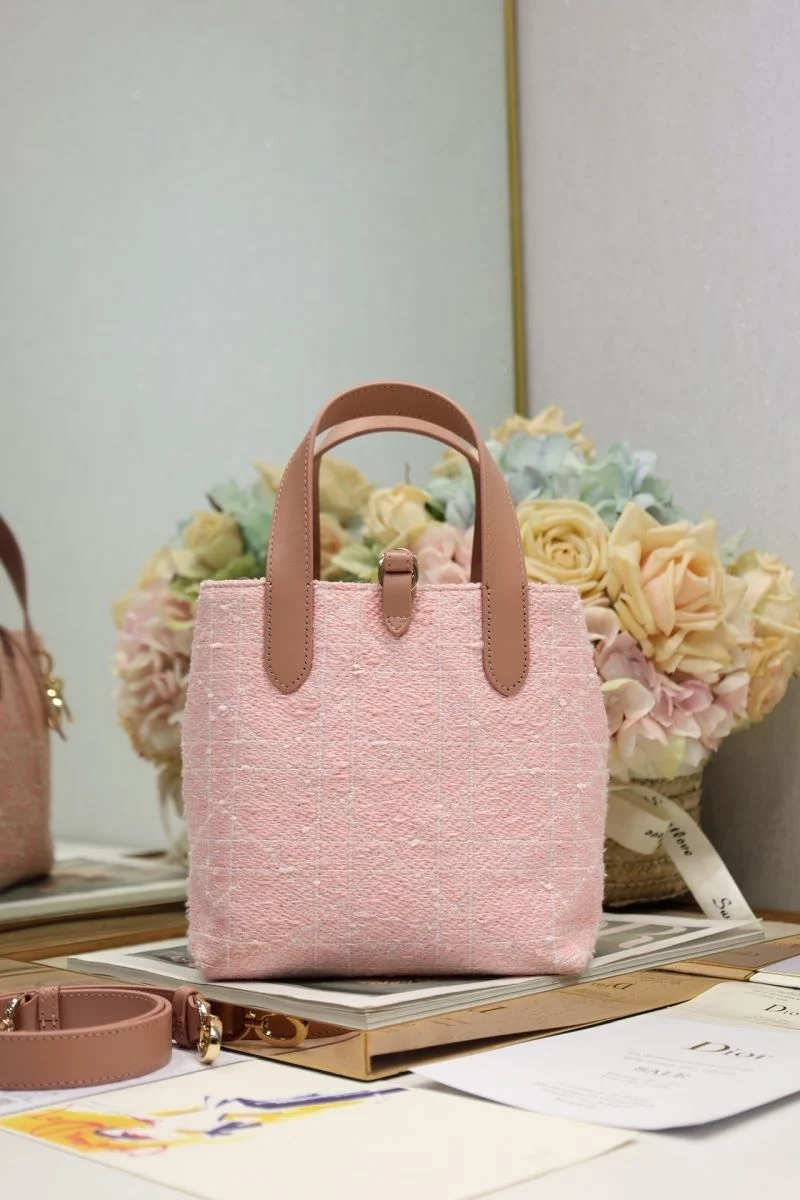 Reasonably priced Christian Dior Shopping Bags