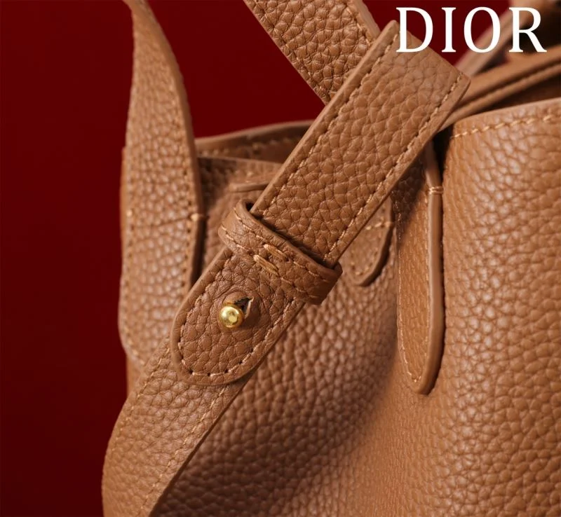 Top mirror Christian Dior Shopping Bags