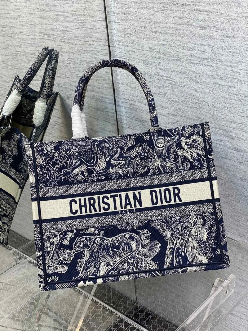 Christian Dior Shopping Bags