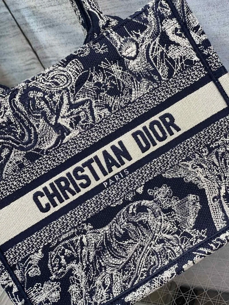 Official Christian Dior Shopping Bags