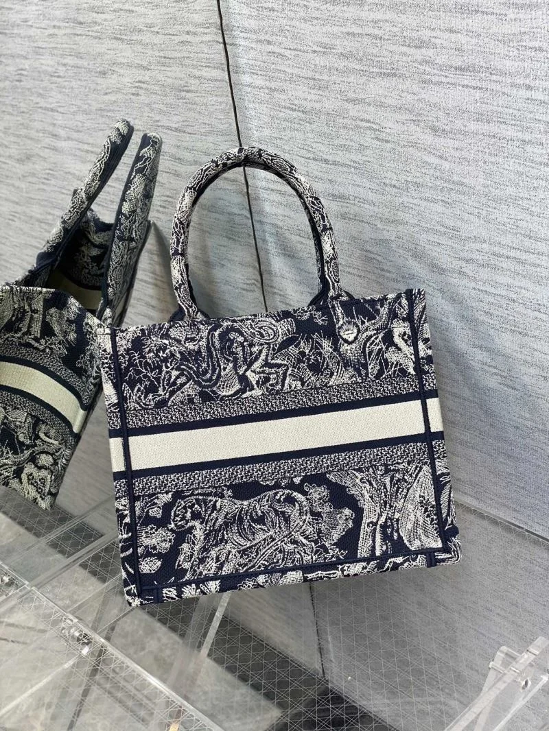 Official Christian Dior Shopping Bags