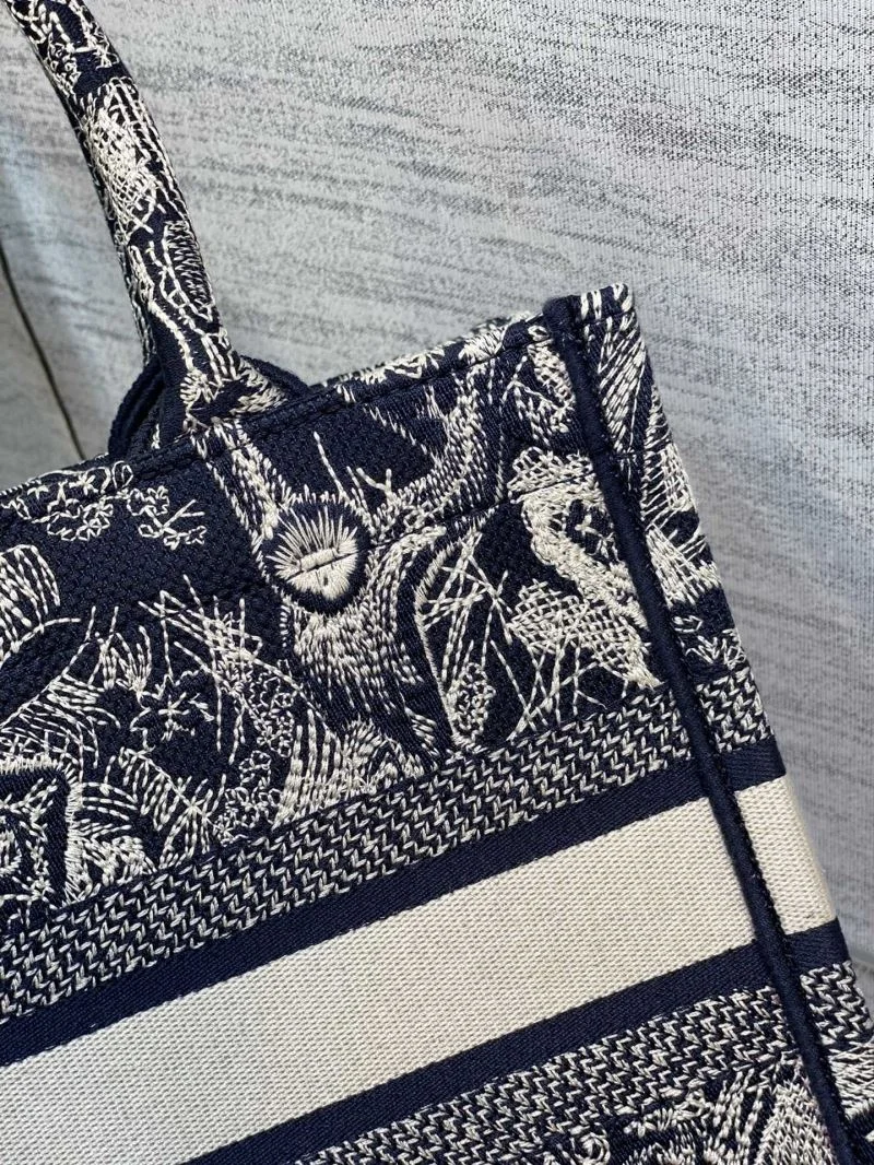 Official Christian Dior Shopping Bags