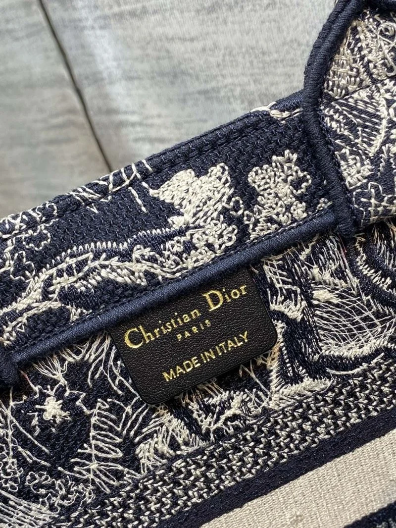 Official Christian Dior Shopping Bags
