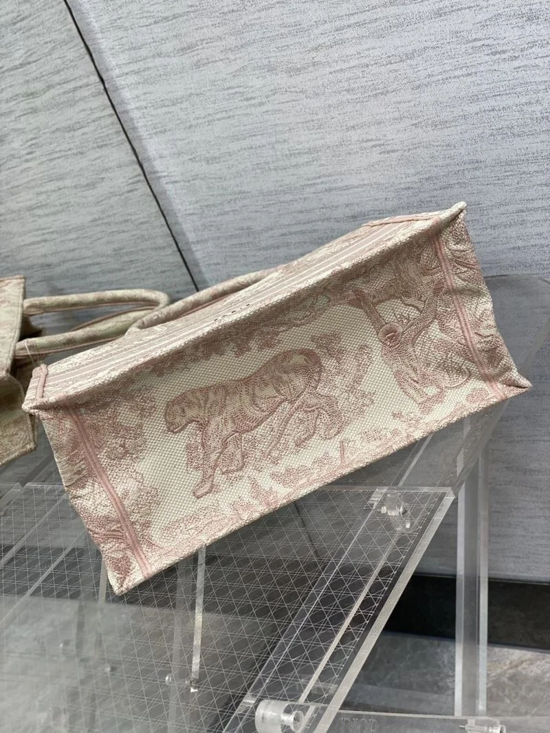 Top mirror Christian Dior Shopping Bags