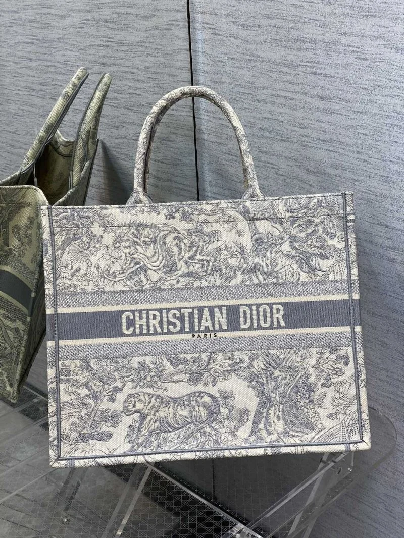 Christian Dior Shopping Bags