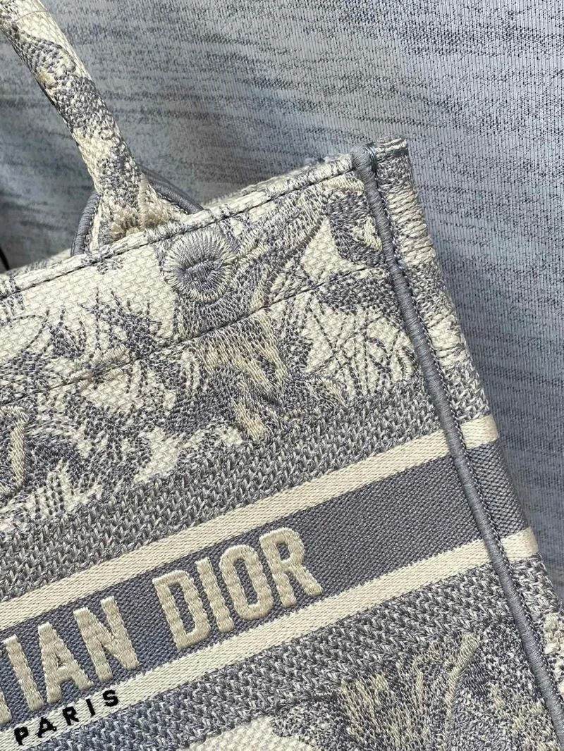 Cut-rate Christian Dior Shopping Bags