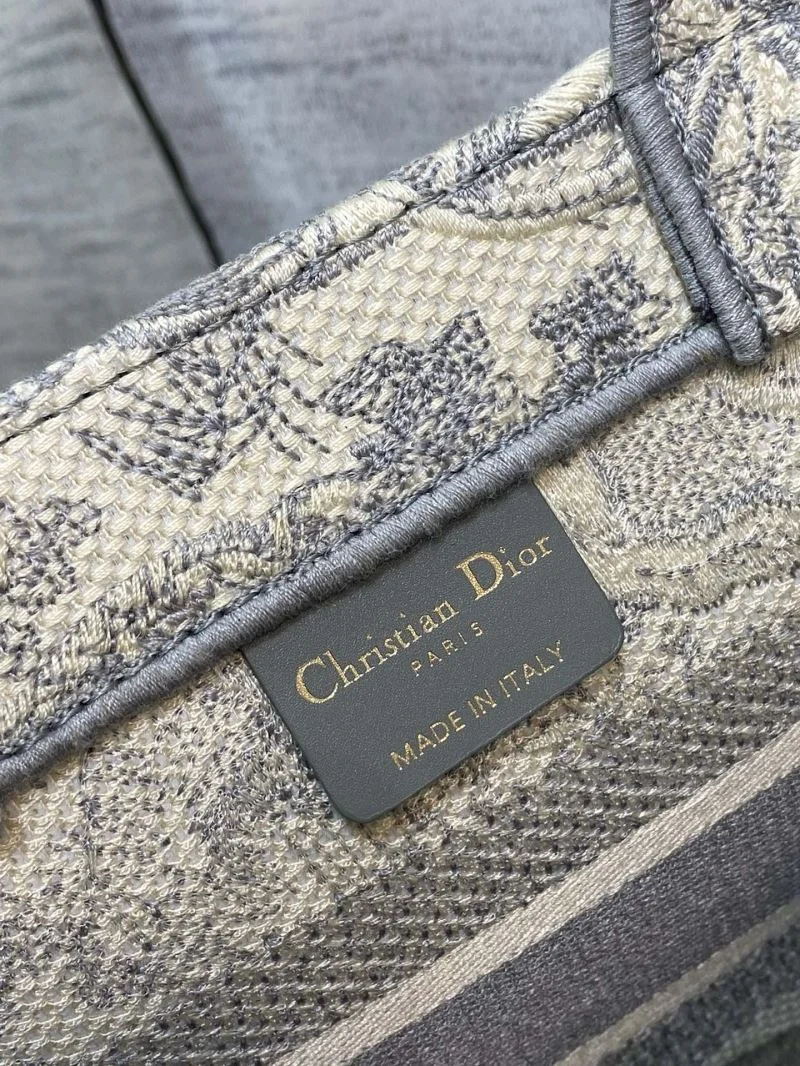 Cut-rate Christian Dior Shopping Bags