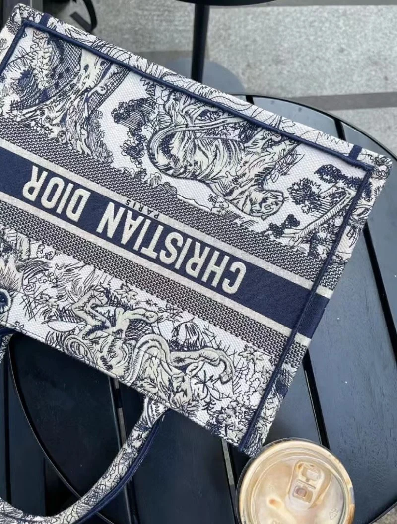 Legit Christian Dior Shopping Bags