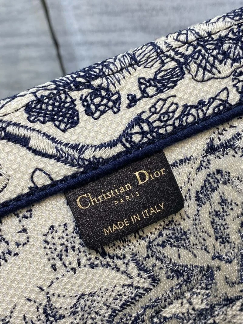 Discounted Christian Dior Shopping Bags
