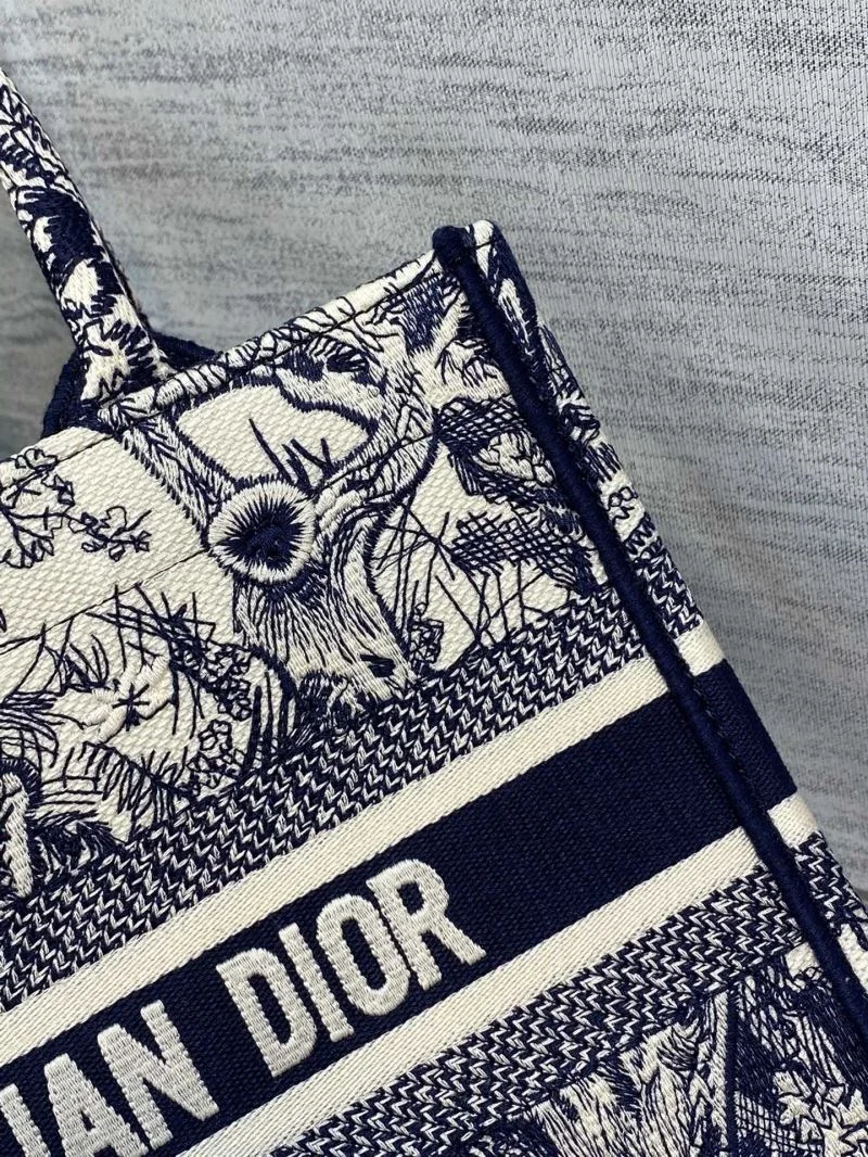 Discounted Christian Dior Shopping Bags
