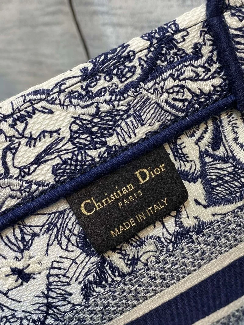 Discounted Christian Dior Shopping Bags