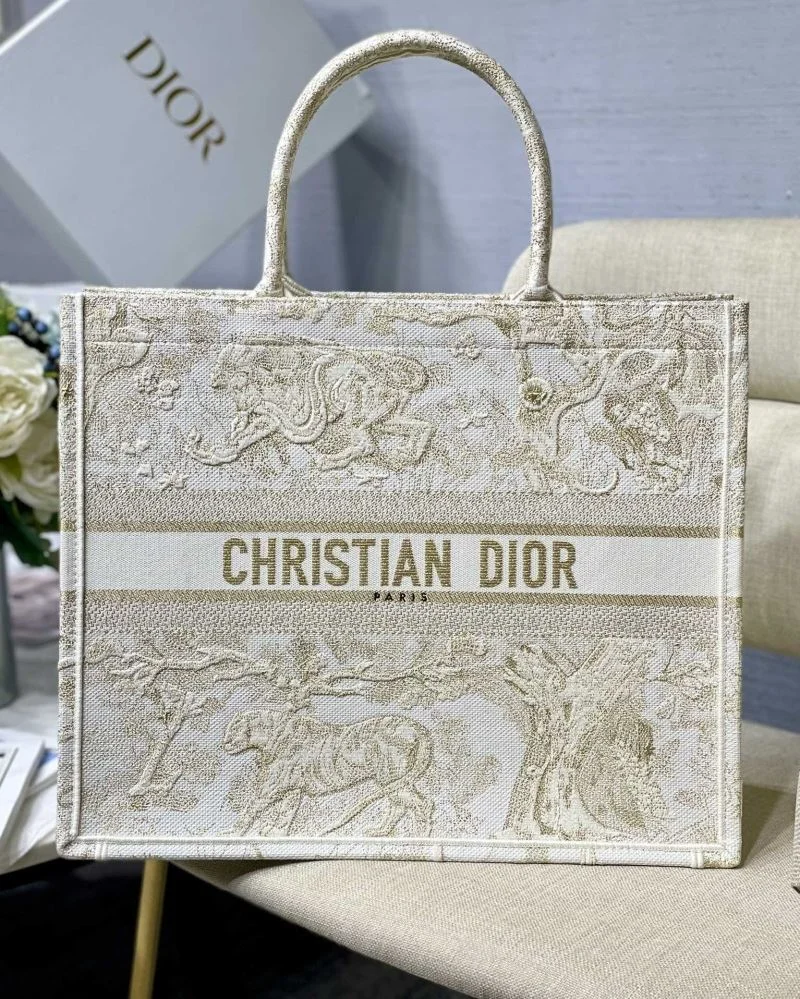 Christian Dior Shopping Bags