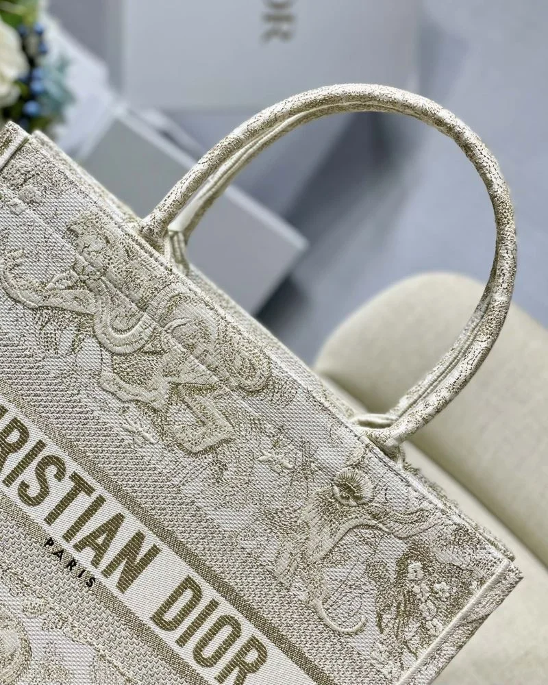 Discounted Christian Dior Shopping Bags