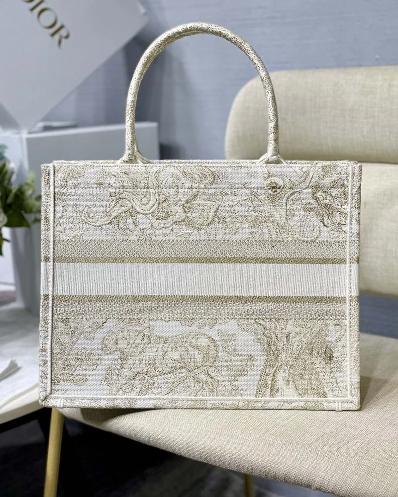 Discounted Christian Dior Shopping Bags