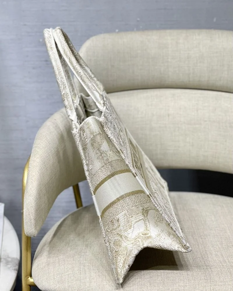 Discounted Christian Dior Shopping Bags