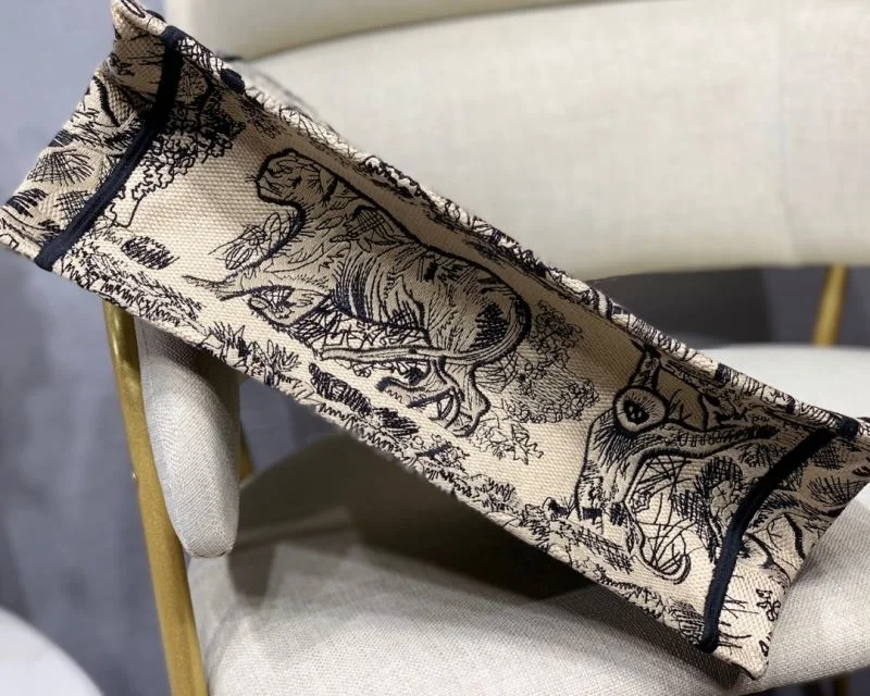 Top mirror Christian Dior Shopping Bags