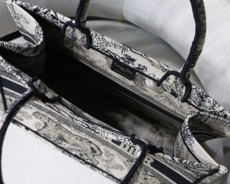 Top mirror Christian Dior Shopping Bags