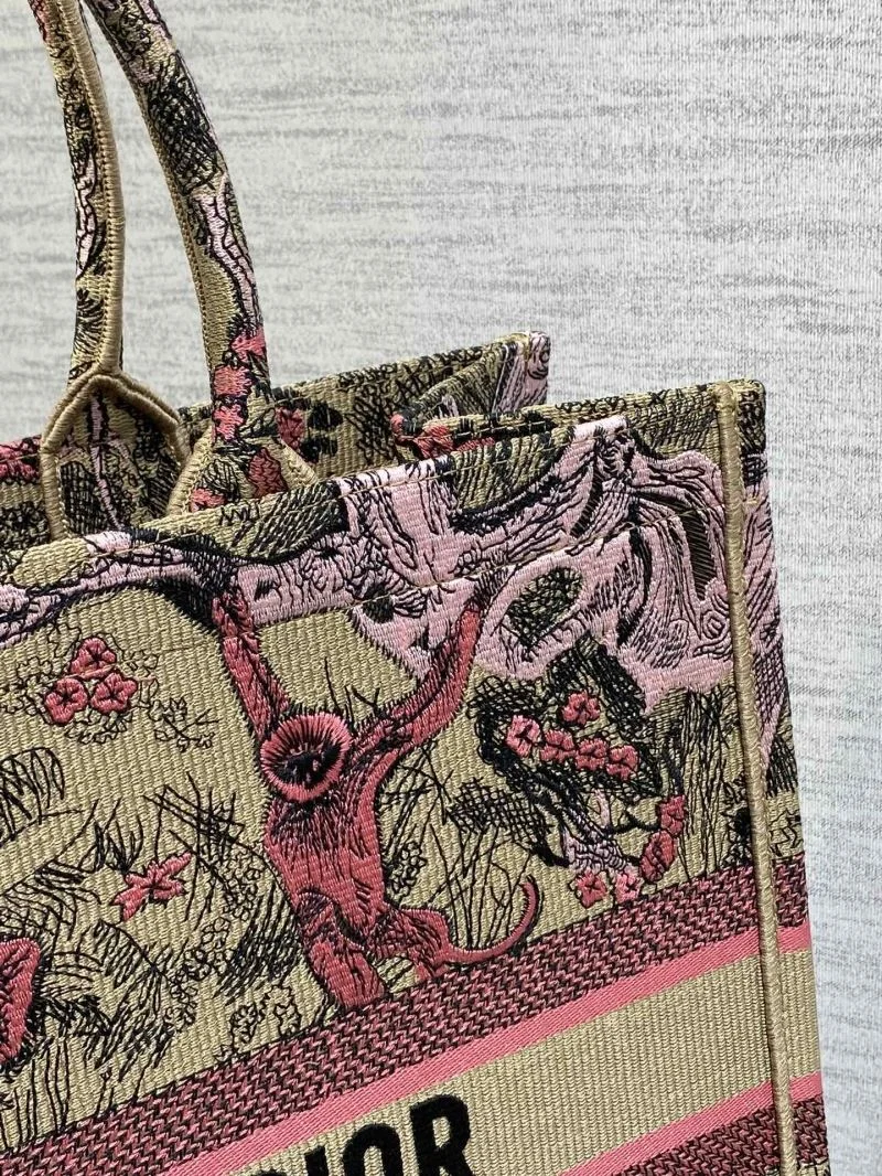 Cut-rate Christian Dior Shopping Bags