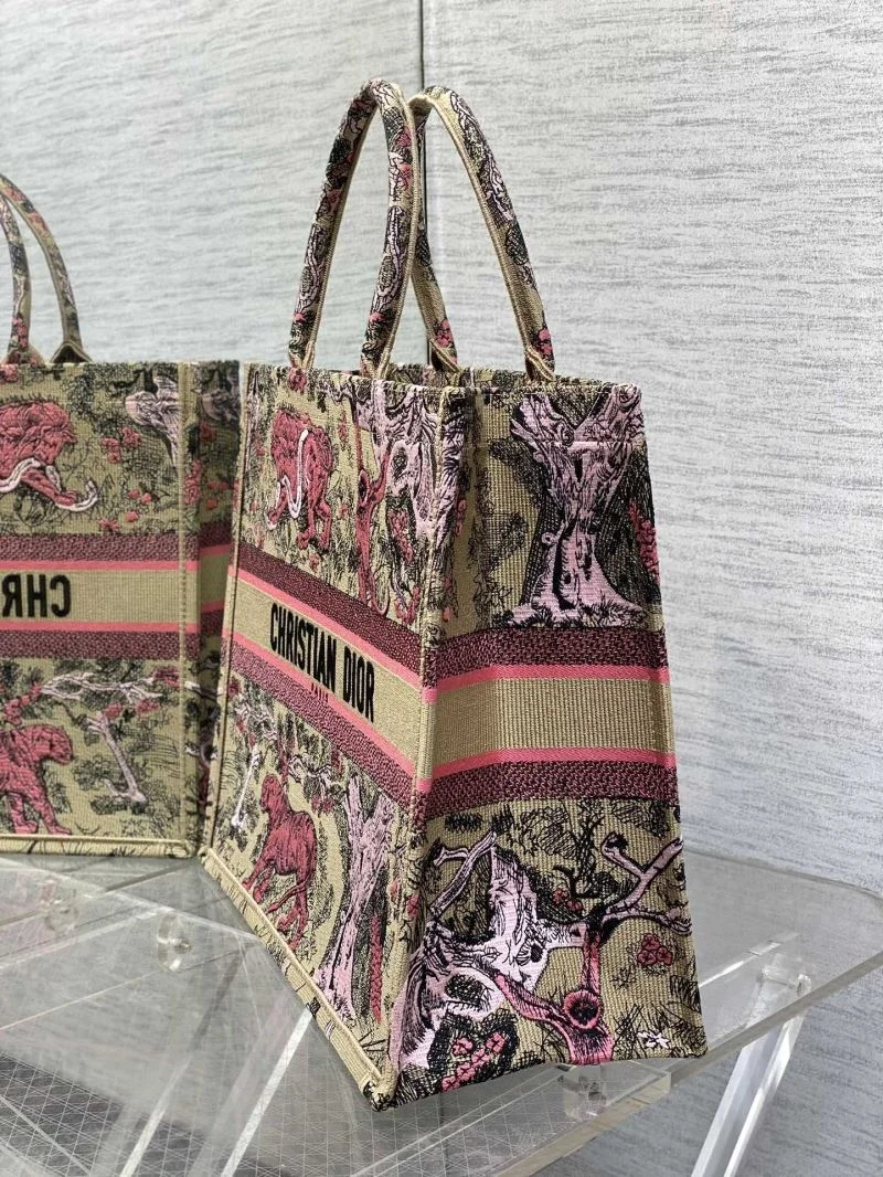 Cut-rate Christian Dior Shopping Bags