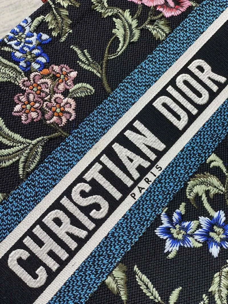 Inexpensive Christian Dior Shopping Bags