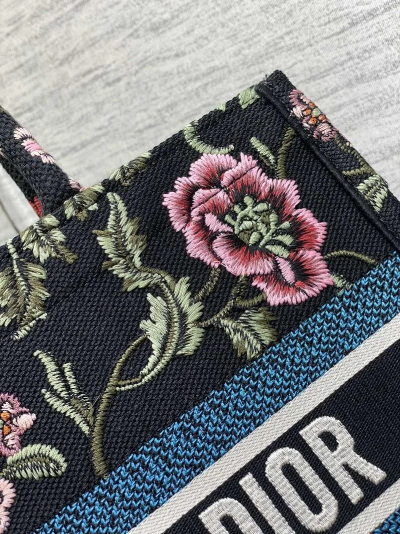 Inexpensive Christian Dior Shopping Bags