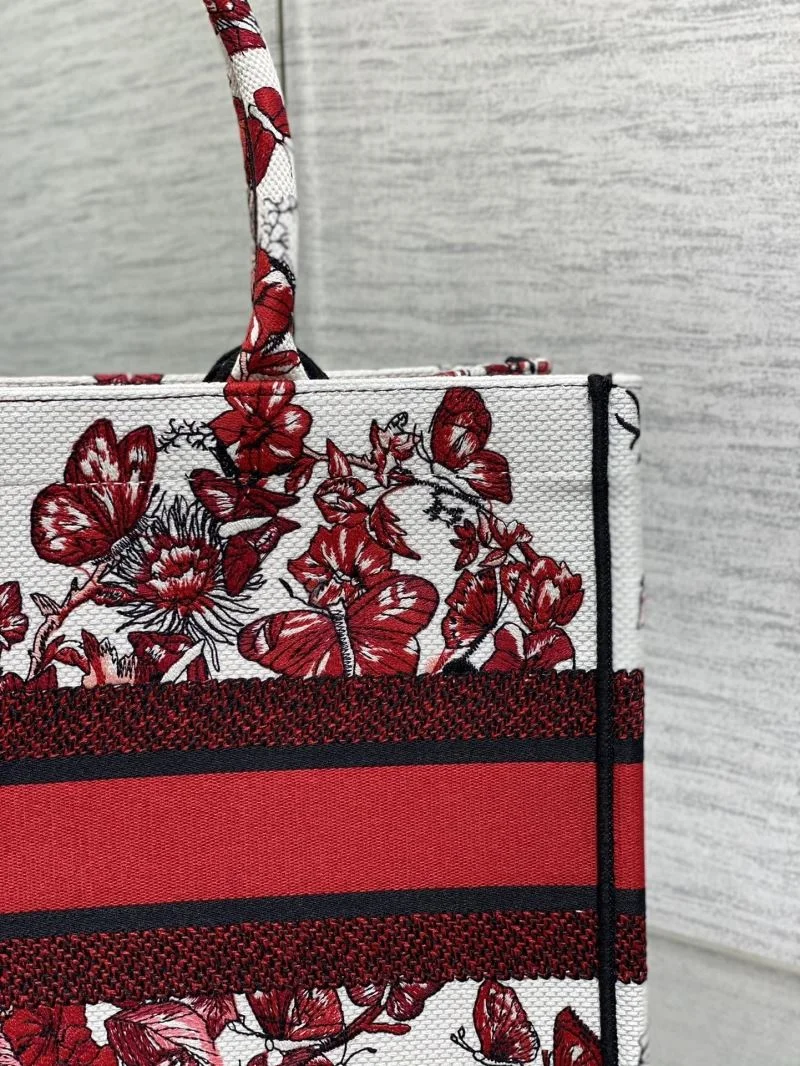 Exact replica Christian Dior Shopping Bags