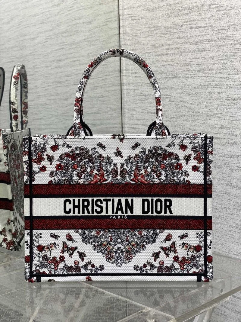 Christian Dior Shopping Bags