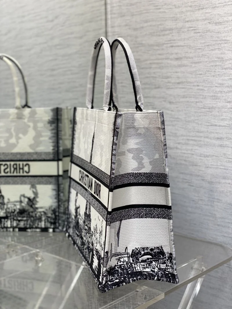 Legit Christian Dior Shopping Bags