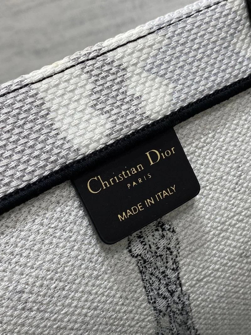 Legit Christian Dior Shopping Bags