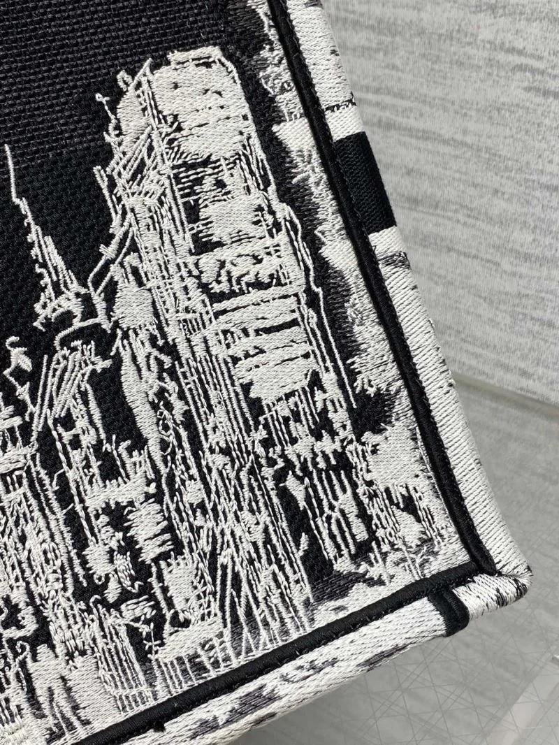 Legit Christian Dior Shopping Bags