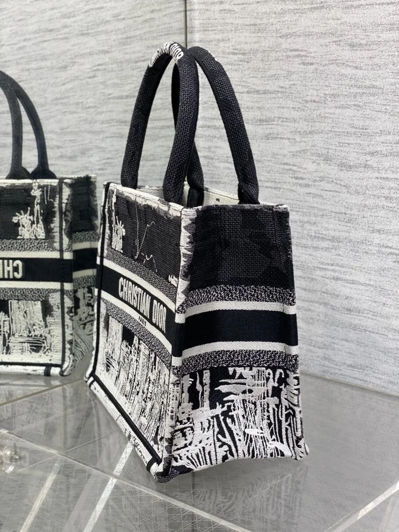 Legit Christian Dior Shopping Bags