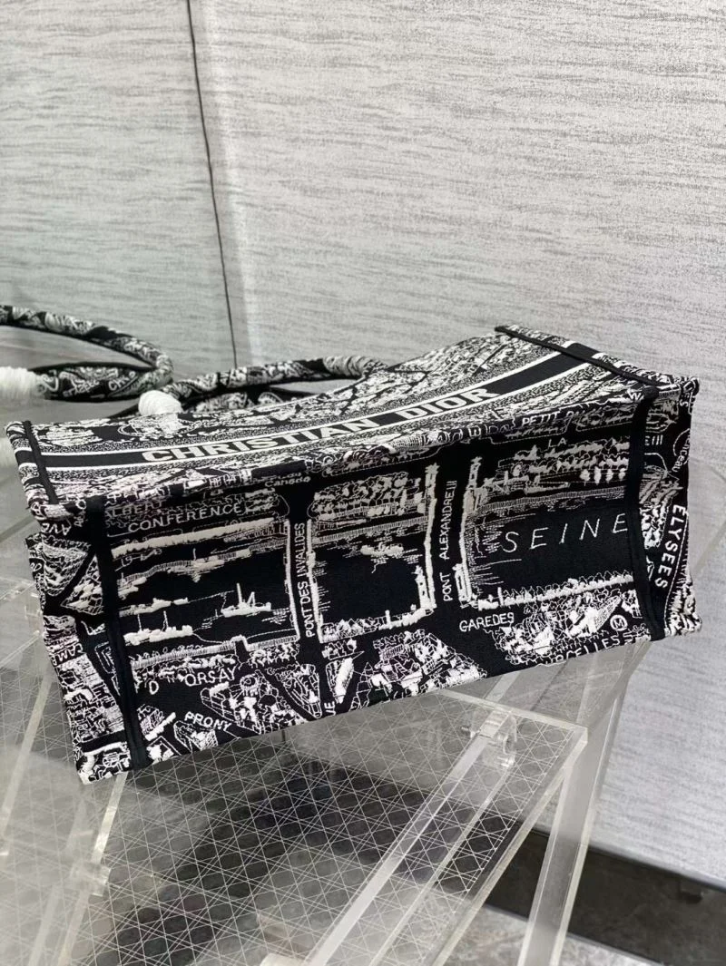 Legit Christian Dior Shopping Bags