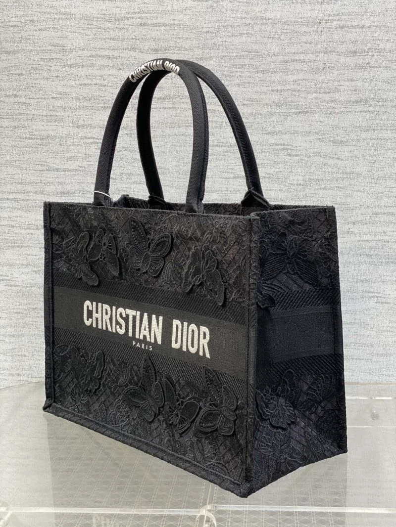 Reasonably priced Christian Dior Shopping Bags
