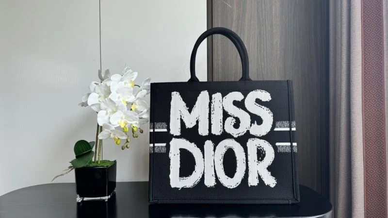 Christian Dior Shopping Bags