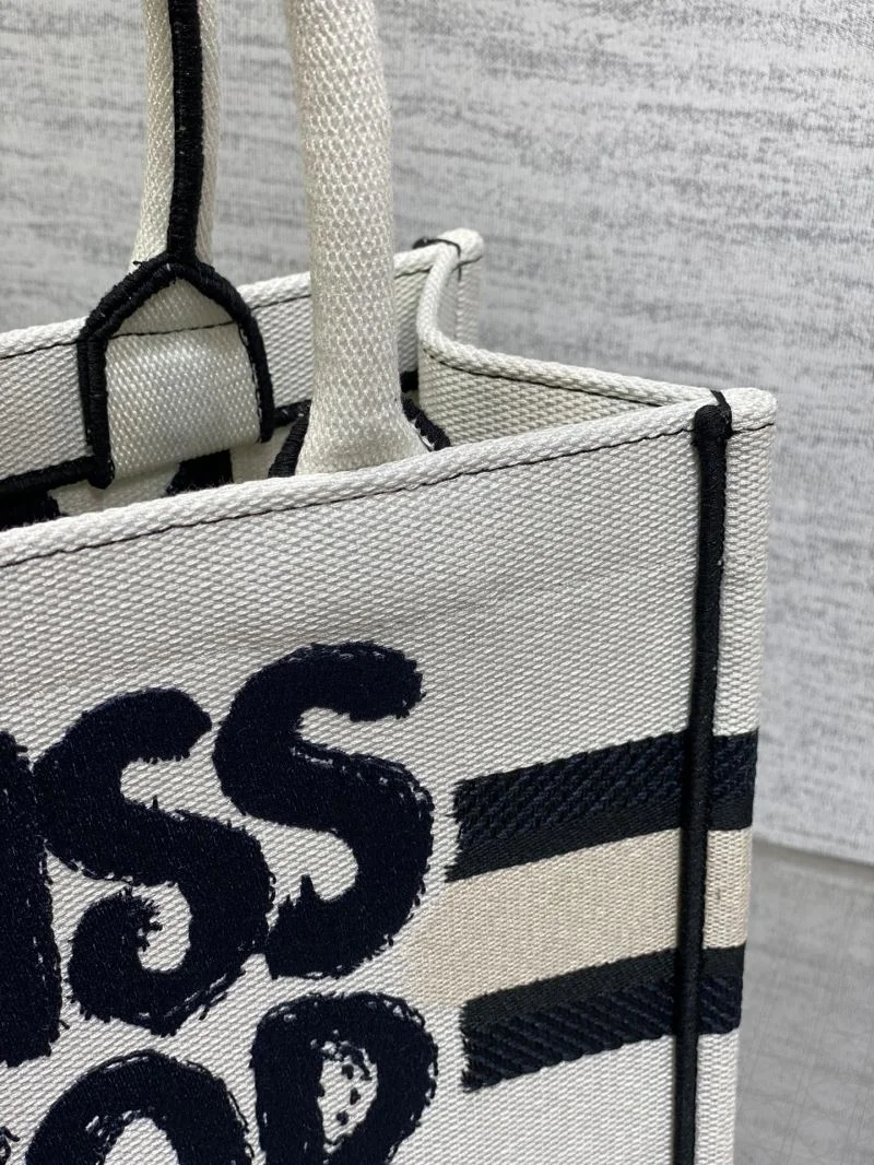 Value-priced Christian Dior Shopping Bags