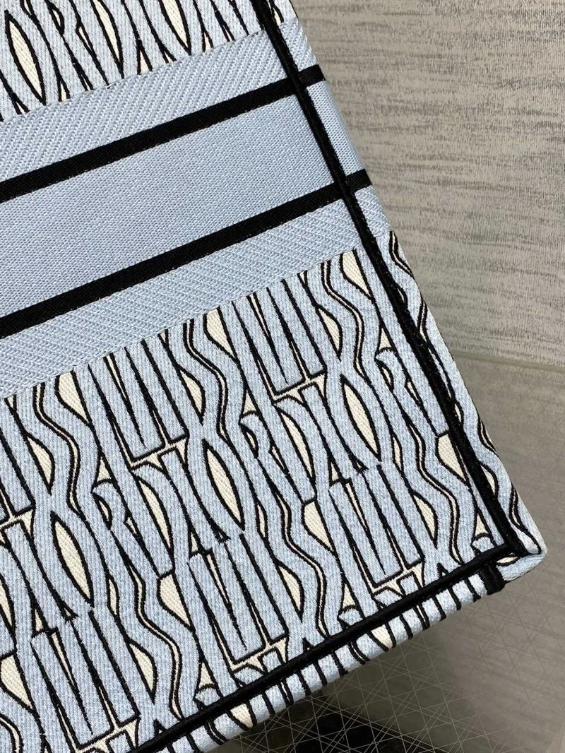 Exact replica Christian Dior Shopping Bags