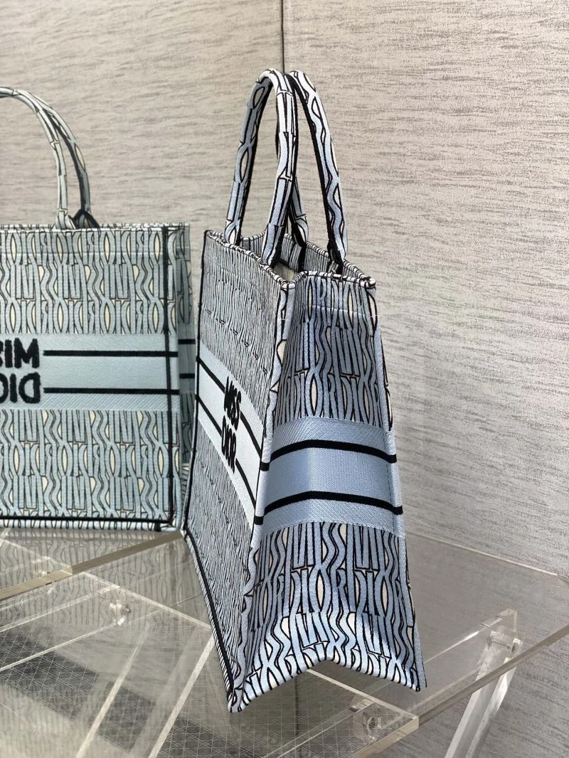 Exact replica Christian Dior Shopping Bags