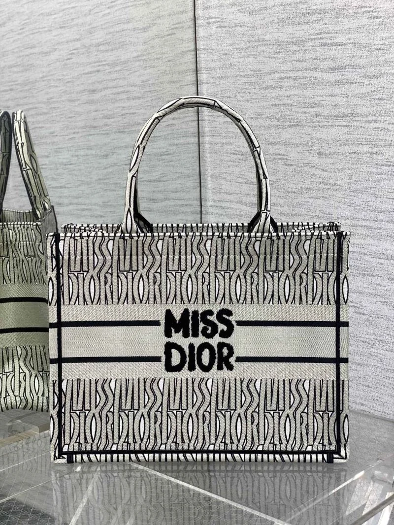 Christian Dior Shopping Bags
