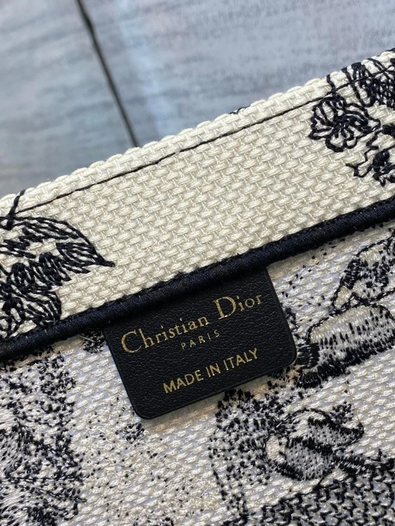 Indistinguishable Christian Dior Shopping Bags