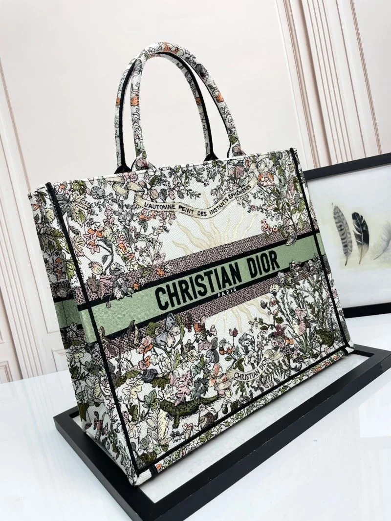 Inexpensive Christian Dior Shopping Bags