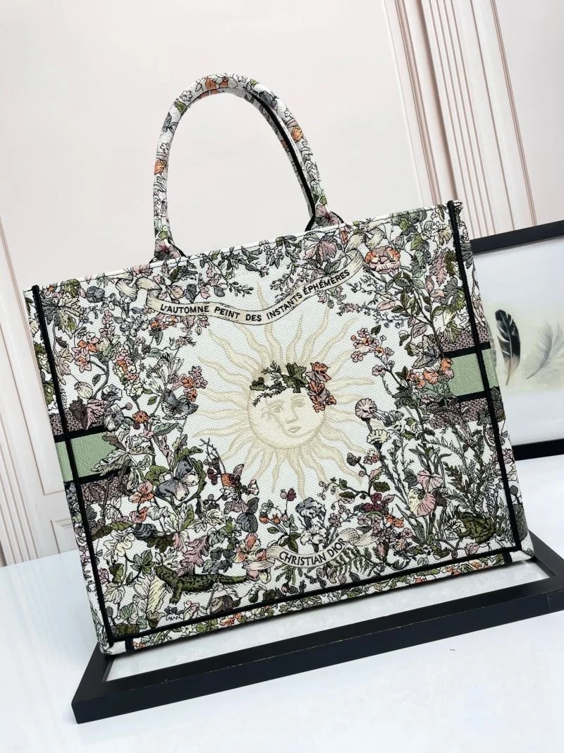 Inexpensive Christian Dior Shopping Bags