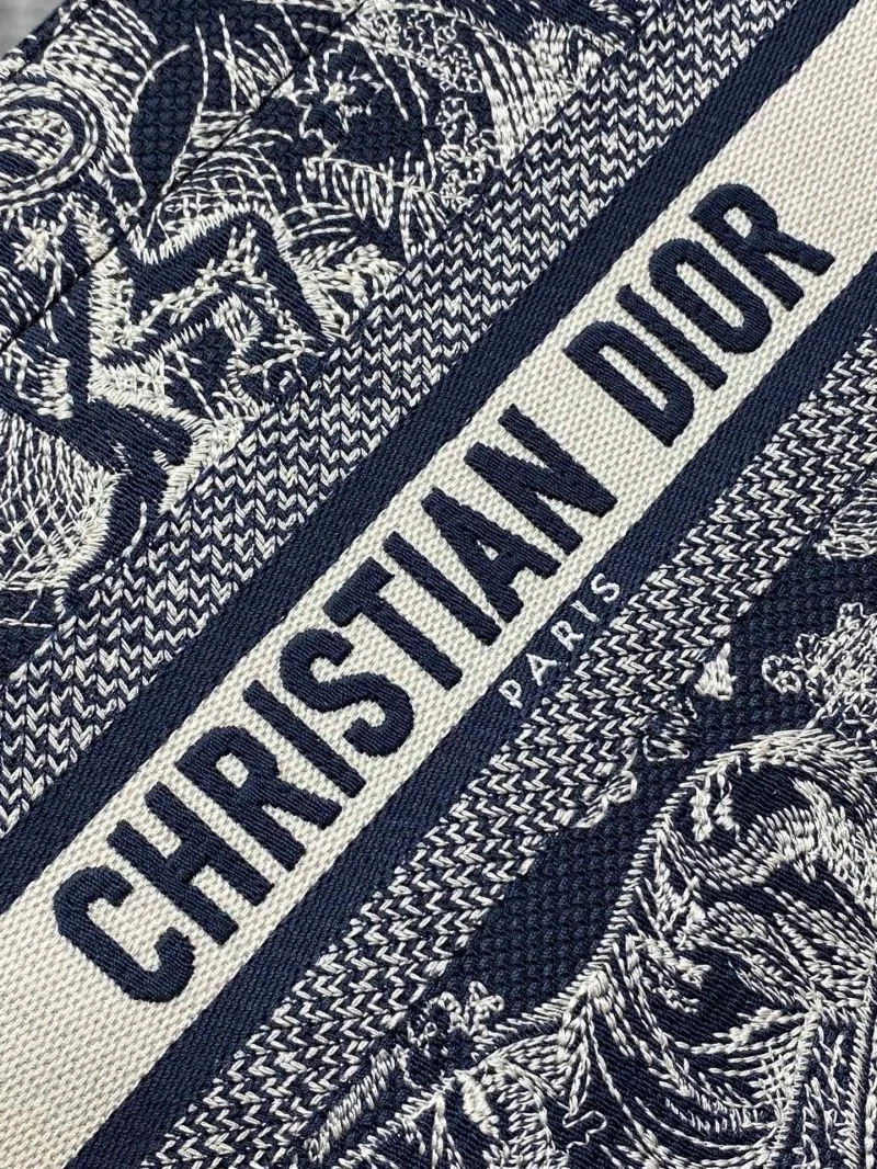 Inexpensive Christian Dior Shopping Bags