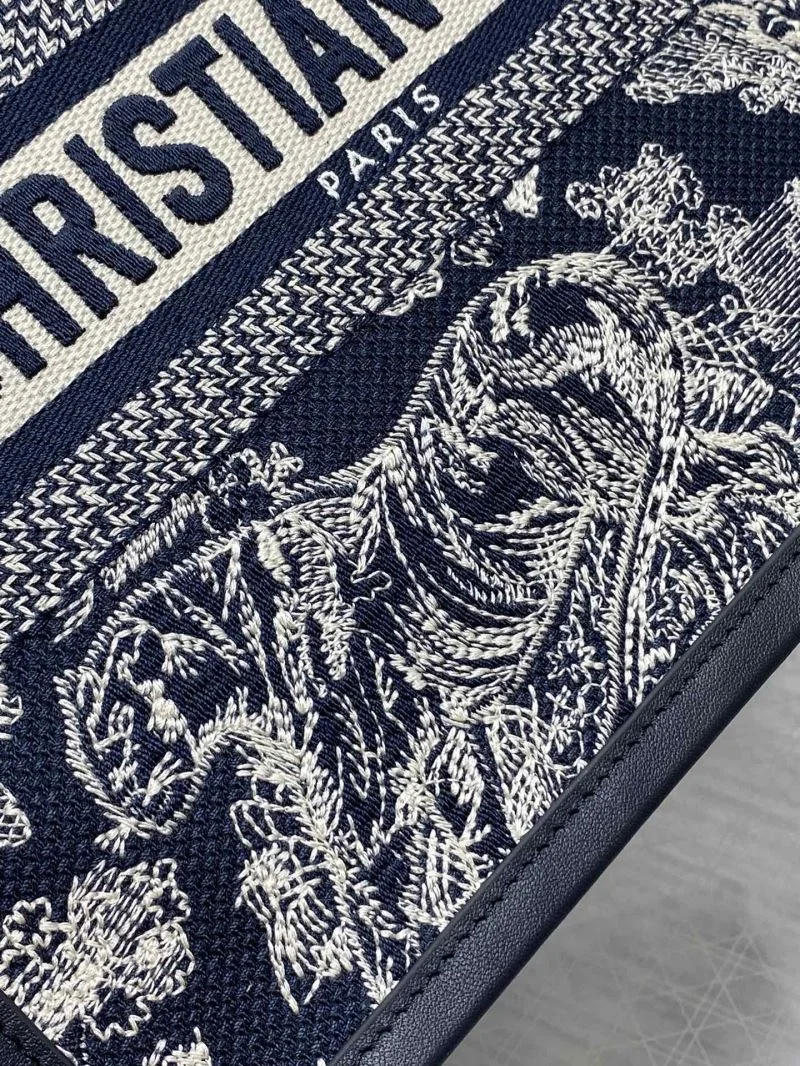 Inexpensive Christian Dior Shopping Bags