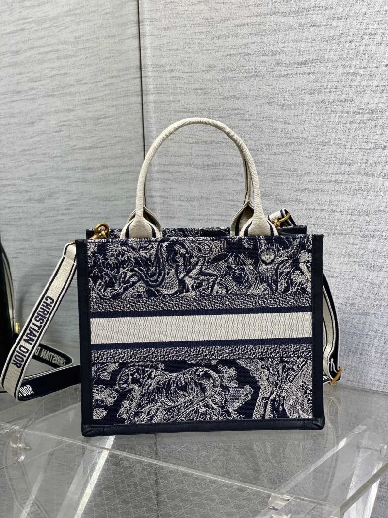 Inexpensive Christian Dior Shopping Bags