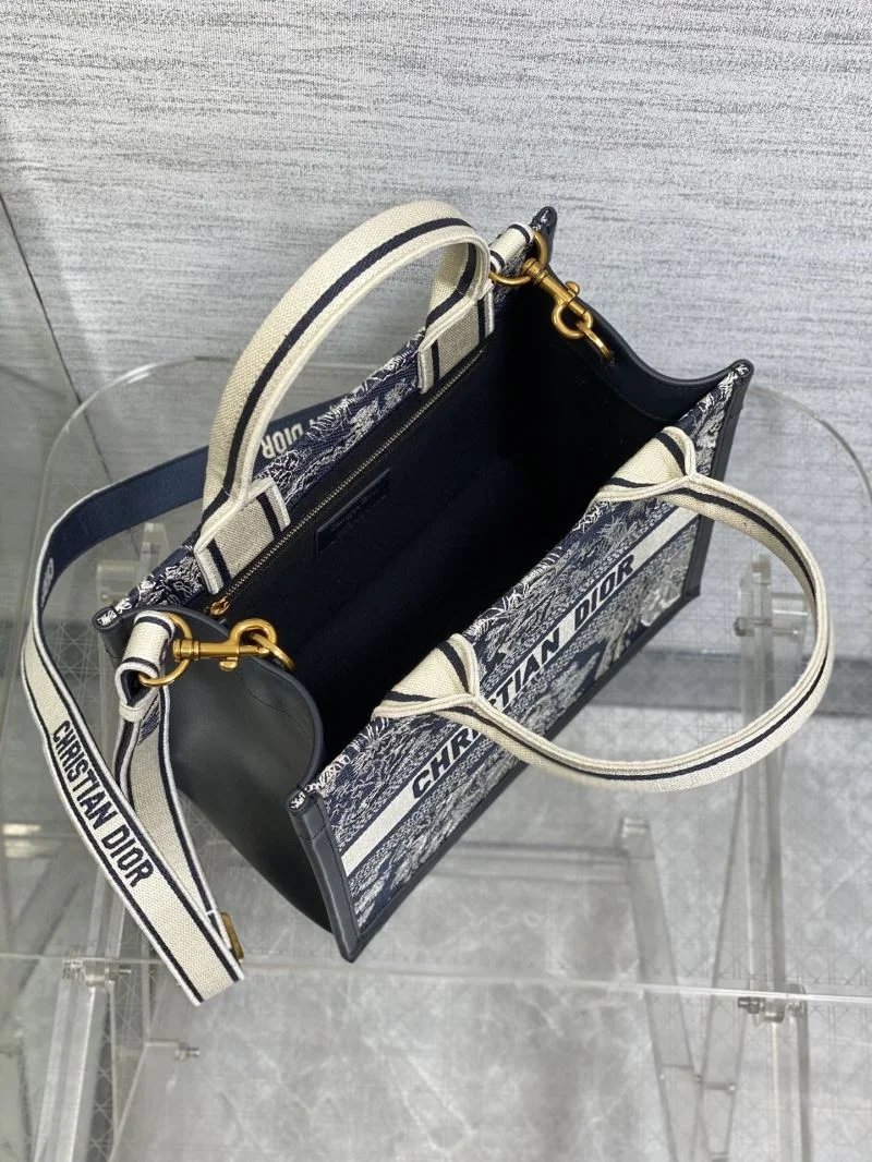 Inexpensive Christian Dior Shopping Bags