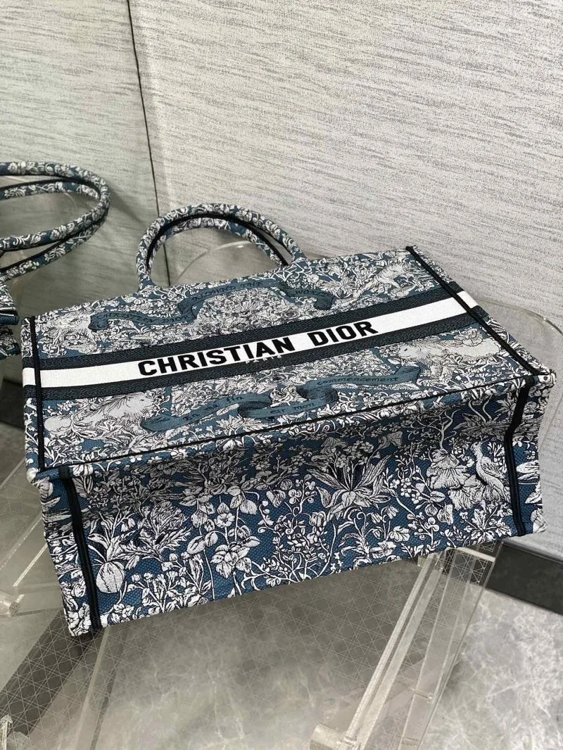 Exact replica Christian Dior Shopping Bags